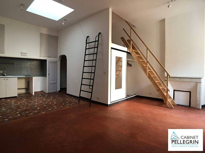 Appartement 2 pièces à Les Grandes Carmes, Marseille 2ème arrondissement, à louer