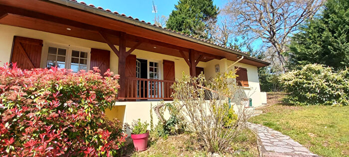 Maison à vendre - Mazerolles - 6 pièces - 4 chambres