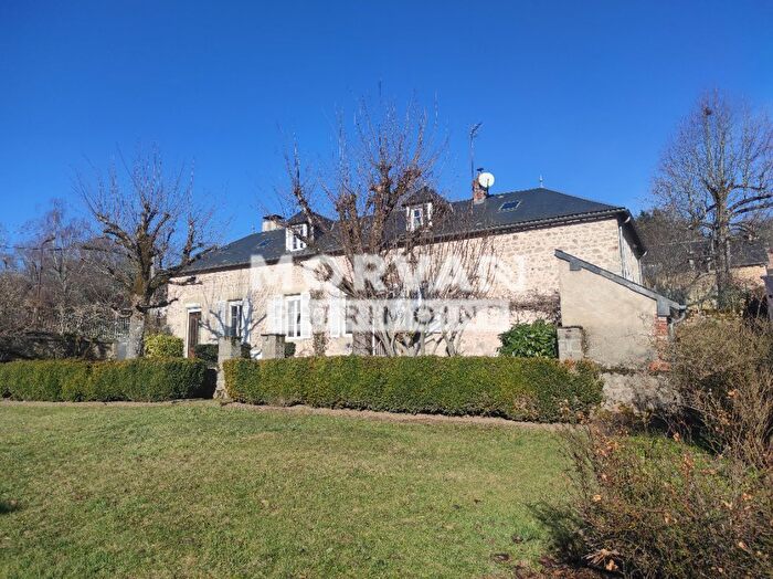 Maison à vendre - Chaumard - 6 pièces - 4 chambres