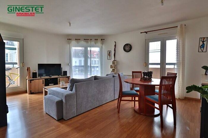 Appartement à louer - Jules Guesde, Troyes - 4 pièces - 2 chambres