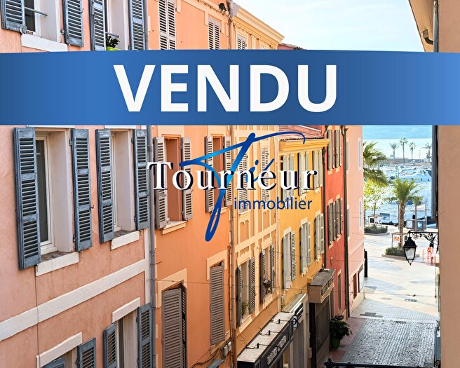 Appartement à vendre - Sanary-sur-Mer, Centre-ville, Port - 3 pièces - 2 chambres