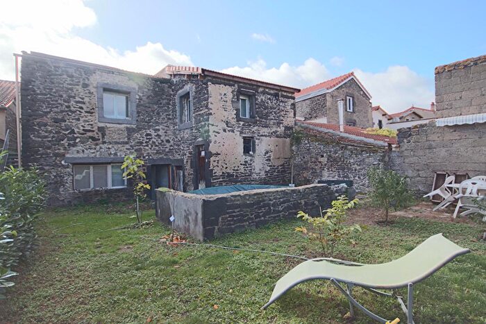 Maison à vendre - Riom, Les Charmettes, Le Champ dOjardias, Layat - 8 pièces - 5 chambres