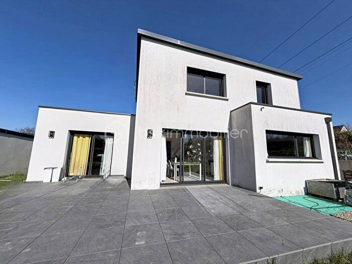 Maison à louer - Pencran - 6 pièces - 4 chambres