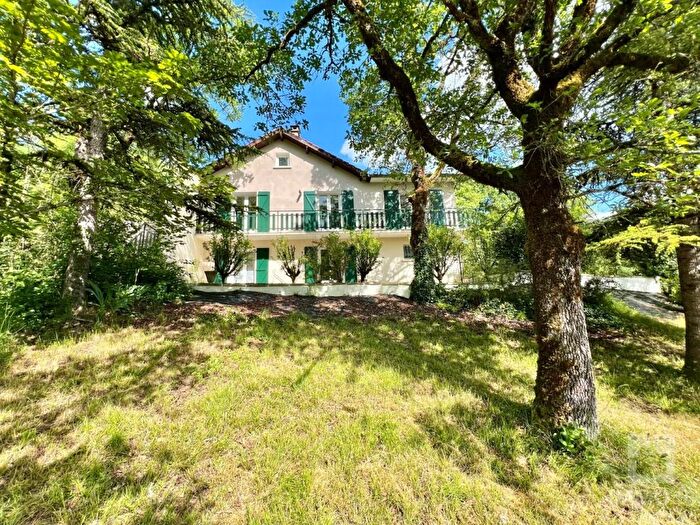 Maison à vendre - Laroque-des-Arcs - 7 pièces - 5 chambres