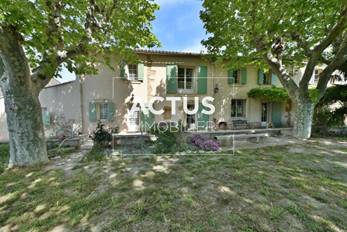 Maison à vendre - Cornillon-Confoux - 12 pièces - 7 chambres