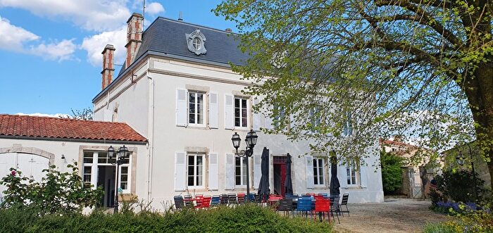 Maison à vendre - Longeville-sur-Mer - 15 pièces