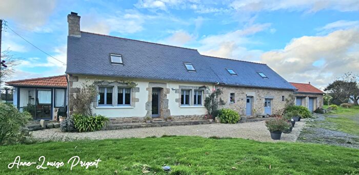 Maison à vendre - Prat - 6 pièces - 4 chambres