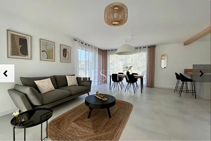 Maison à vendre - Seynod, Périphérie - 5 pièces - 4 chambres