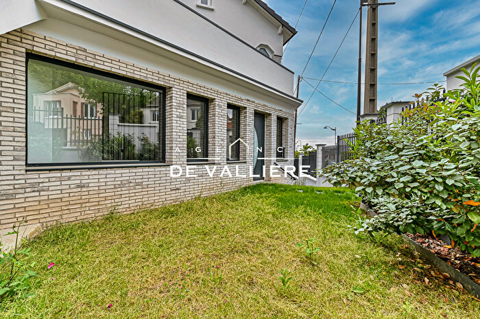 Maison à vendre - Rueil-Malmaison, Mont Valerien - 5 pièces - 3 chambres