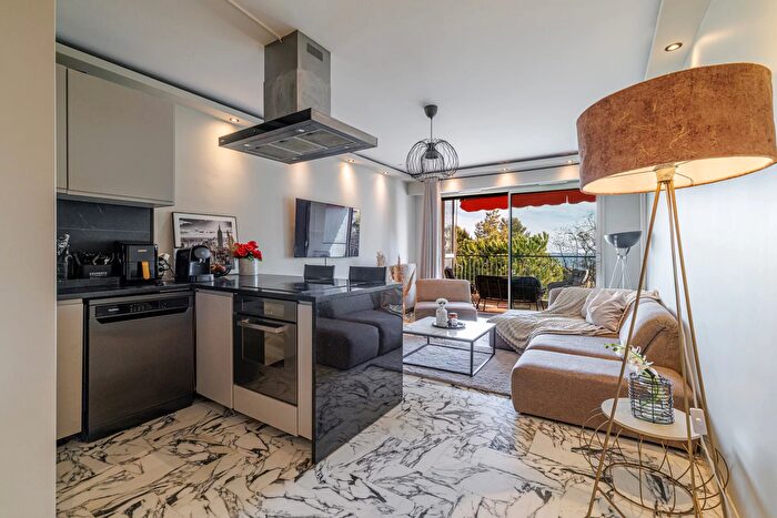 Appartement à vendre - Nice - 3 pièces - 2 chambres