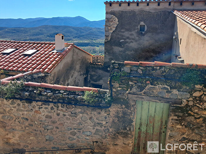 Maison 4 pièces à Eus, à vendre