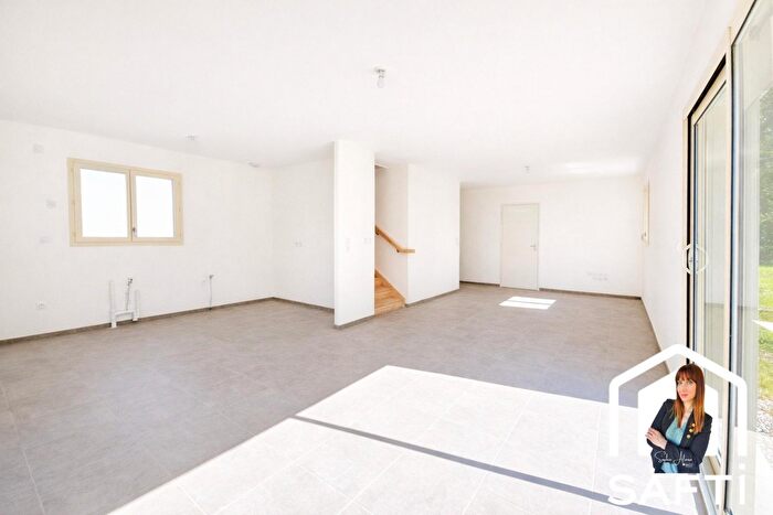 Maison 4 pièces à Cognin-les-Gorges, à vendre
