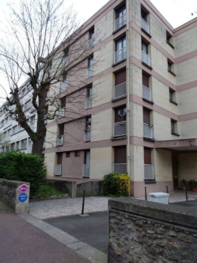 Appartement à louer - Centre, Saint-Cloud - 1 pièce