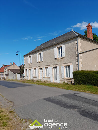 Maison 7 pièces à Arpheuilles, à vendre