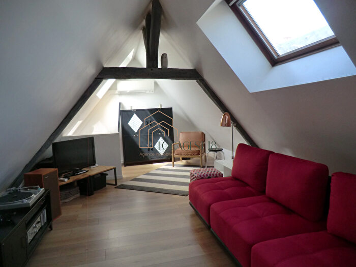 Appartement à louer - Bourges, Centre-ville, Charlet, Lahitolle, Pignoux, Sembat - 2 pièces - 1 chambre