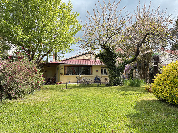 Maison à vendre - Frouzins - 5 pièces - 3 chambres