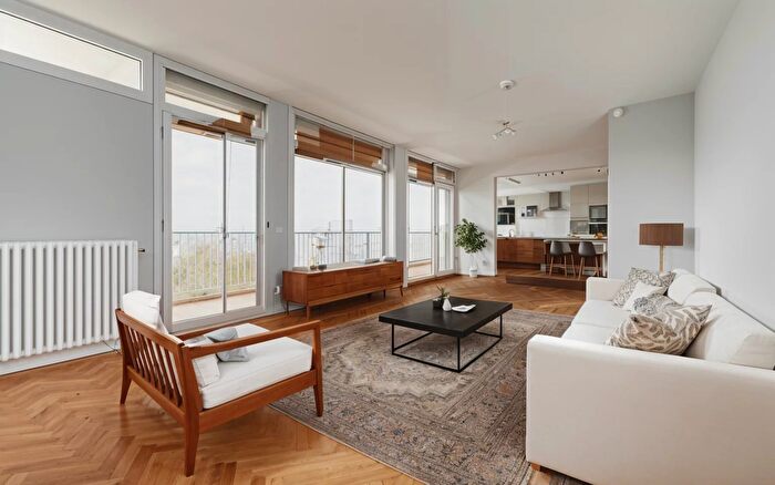 Appartement à vendre - Lyon e , Champvert, Point du Jour, Jeunet - 4 pièces - 3 chambres