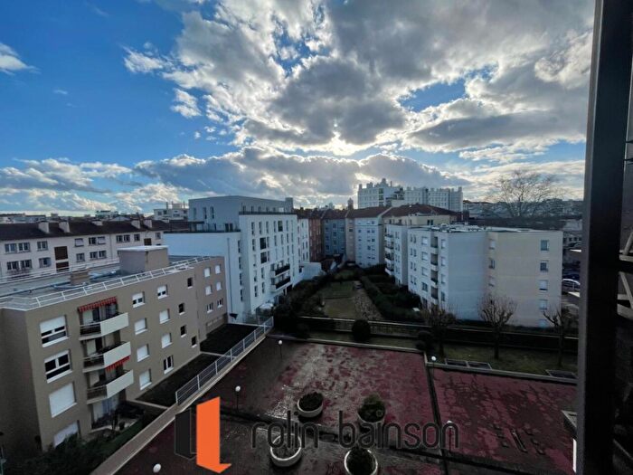 Appartement à vendre - Villeurbanne, Charmettes - 3 pièces - 2 chambres