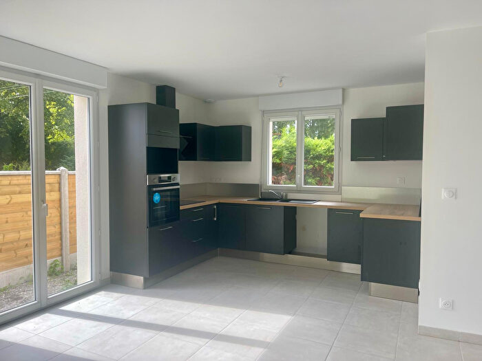 Maison à louer - Notre-Dame-des-Landes - 6 pièces - 5 chambres