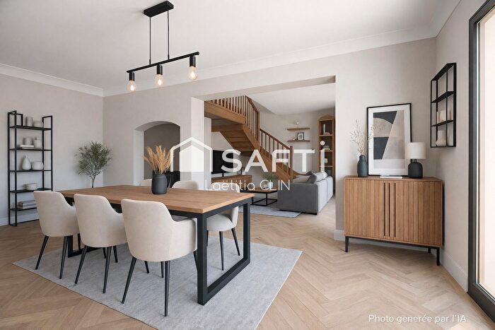 Maison à vendre - Saint-Raphaël, Plateau Notre-Dame - 9 pièces - 5 chambres