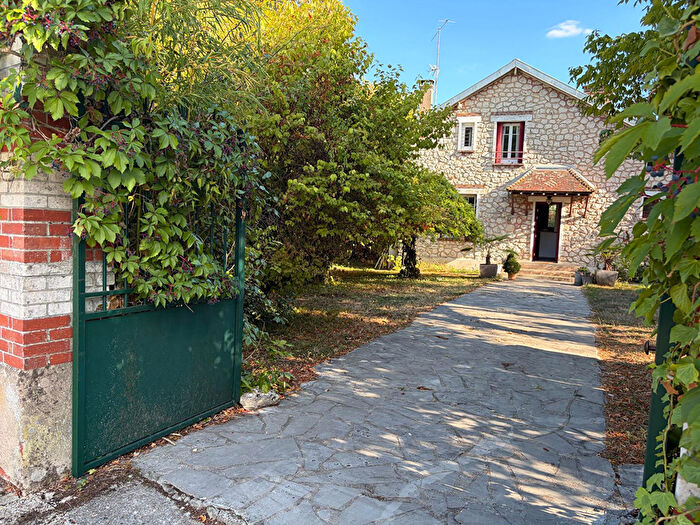 Veneux-les-Sablons - Maison 5 pièces à vendre