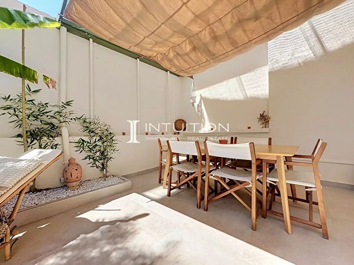Appartement 3 pièces à vendre à Cannes, Prado, République