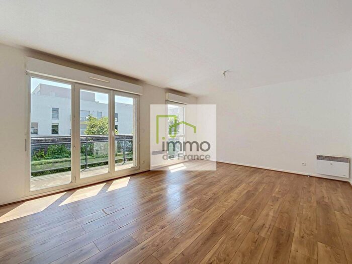 Moulins, Lille - Appartement 3 pièces à louer