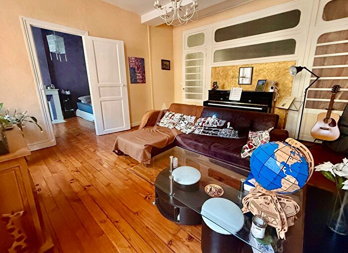 Appartement à vendre - Pau, Centre-ville - 3 pièces - 2 chambres