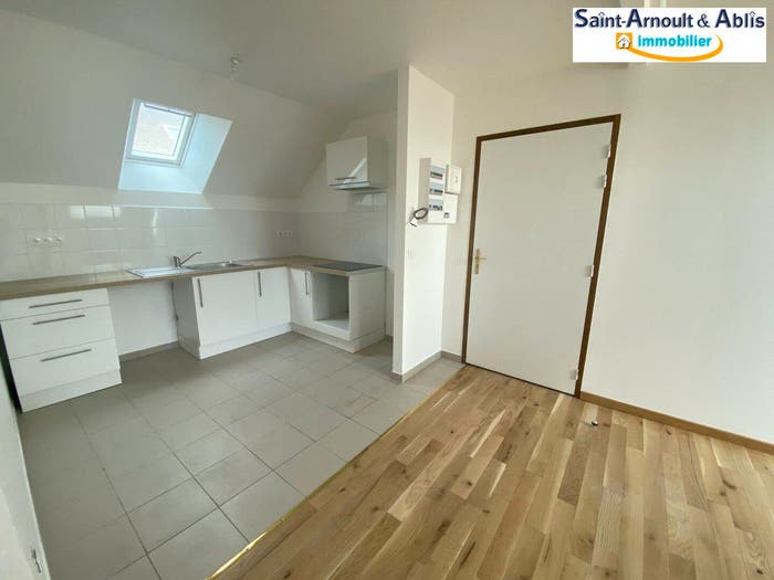 Appartement 3 pièces à Ouest, Saint-Arnoult-en-Yvelines, à louer