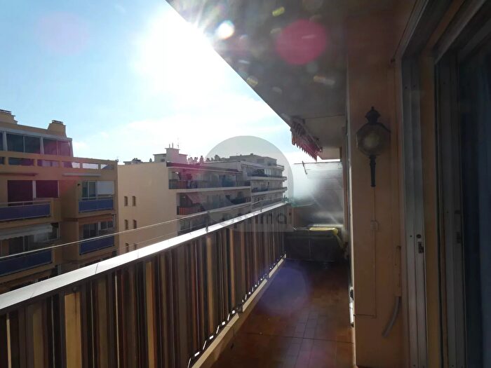 Appartement 2 pièces à vendre à Roquebrune-Cap-Martin, Carnolès, Gare, Cap Azur