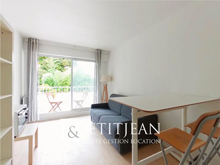 Appartement à louer - Paris e , Muette-Nord, Trocadéro - 1 pièce - 1 chambre