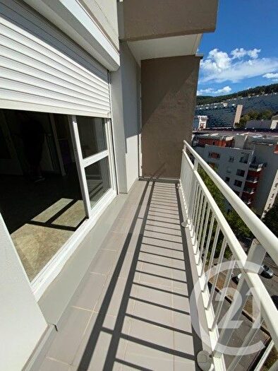 Appartement à louer - Saint-Étienne, La Métare, Le Portail Rouge, Fauriel, Villeboeuf - 1 pièce