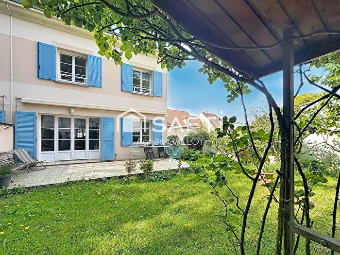 Versailles, Porchefontaine : Maison 7 pièces à vendre