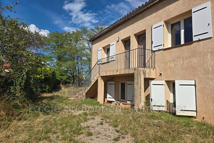 Appartement à louer - Puimoisson - 4 pièces - 3 chambres