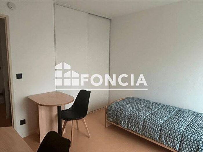 Appartement à louer - Fiacre-Chenault, Orléans - 1 pièce