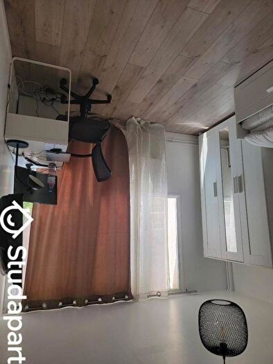 Nesles Nord, Champs-sur-Marne : Appartement 1 pièce à louer