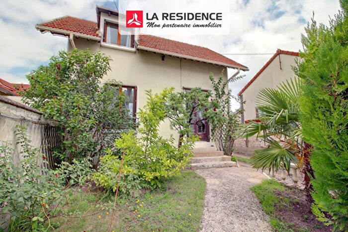 Maison à vendre - Les Mureaux, Centre-ville - 5 pièces - 3 chambres