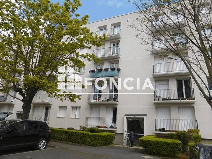 Appartement à louer - Henri Barbusse, Garges-lès-Gonesse - 3 pièces - 2 chambres