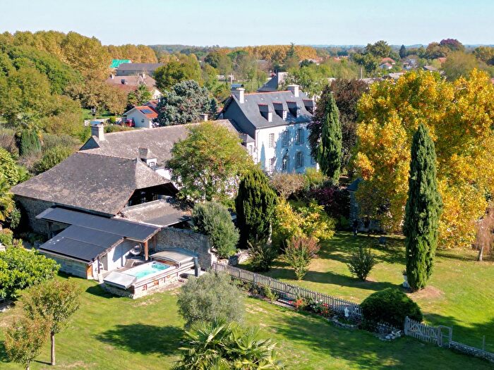 Maison à vendre - Bours - 12 pièces - 5 chambres