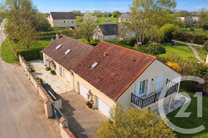 Maison à vendre - Bréval - 8 pièces - 5 chambres