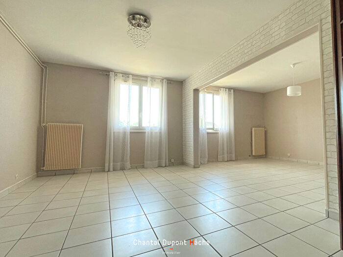 Appartement 5 pièces à vendre - Lucé, Centre-ville