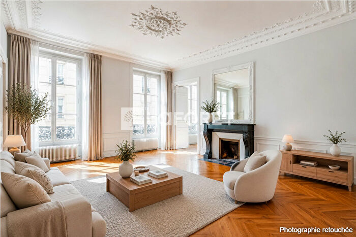 Paris 9ème, Clichy, Trinité - Appartement 5 pièces à vendre