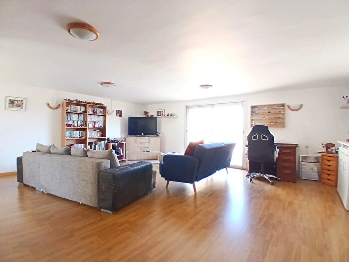 Maison à vendre - Paulhan - 9 pièces - 6 chambres