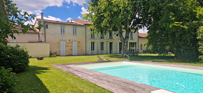 Maison à vendre - Soussans - 14 pièces - 8 chambres