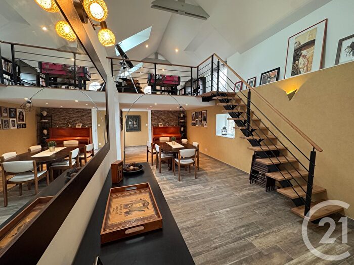 Maison à vendre - Heugueville-sur-Sienne - 9 pièces - 6 chambres