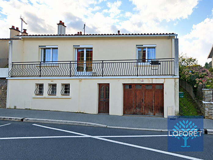 Maison 7 pièces à vendre à Chantonnay