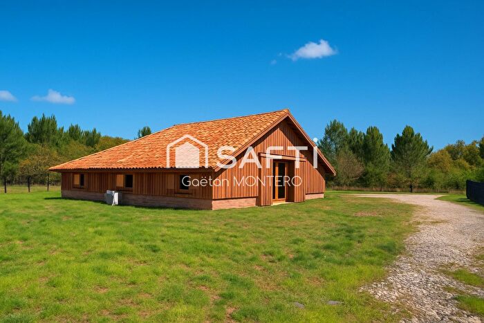 Maison à vendre - Moustey - 5 pièces - 4 chambres