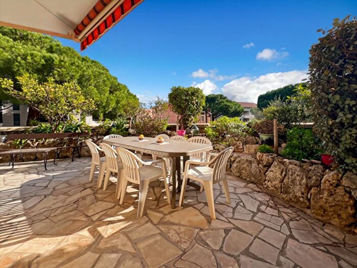 Appartement à vendre - Fréjus, Fréjus Plage - 4 pièces - 3 chambres