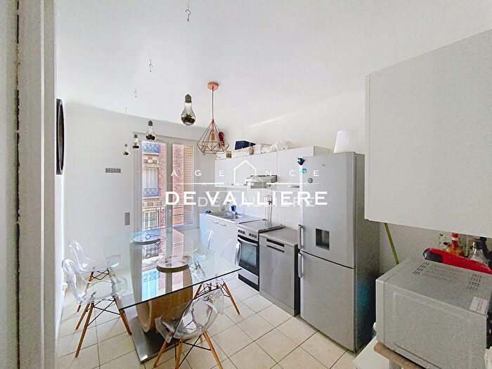 Appartement 2 pièces à vendre à Suresnes, Carnot, Gambetta