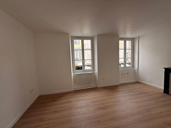 Ville Sud Ouest, Fontainebleau : Appartement 2 pièces à louer